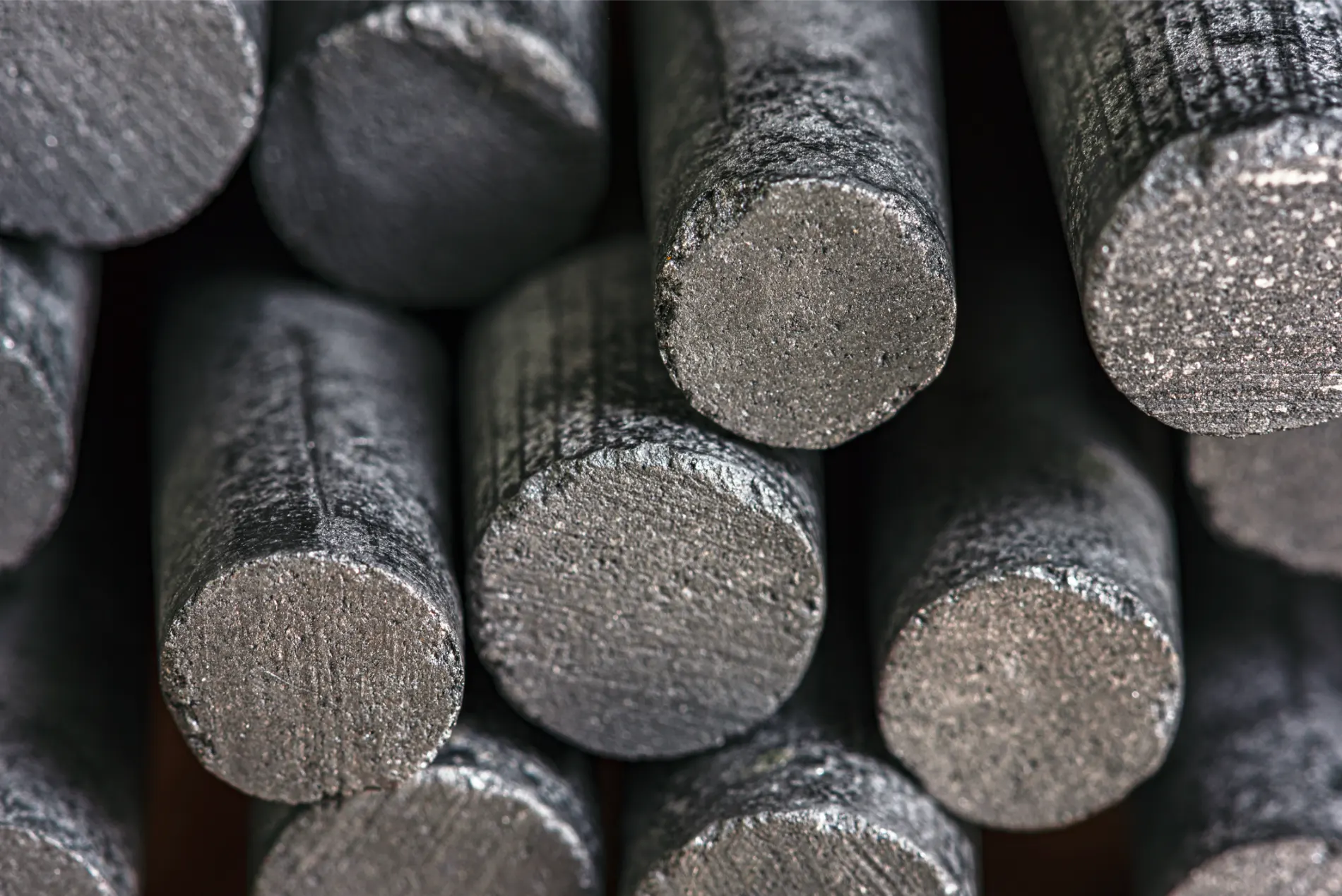 Synthetic vs Natural Graphite | Key Differences Explained